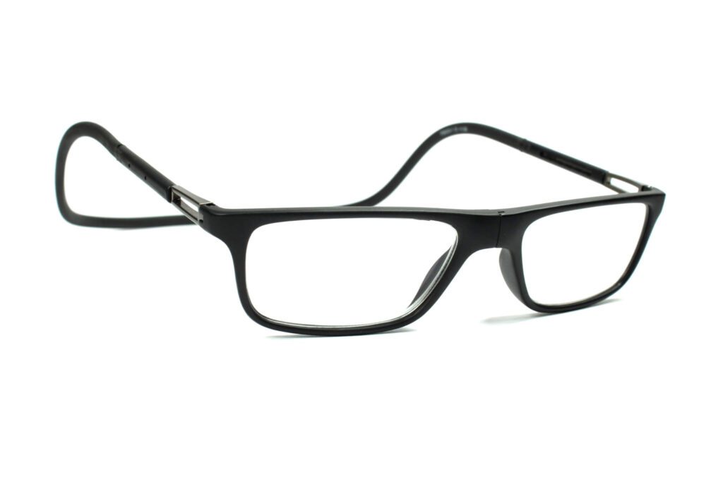 Magnetic Eyeglasses available at www.igearindia.com